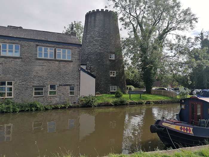 Walks Close to Wigan - Winstanley Whats On